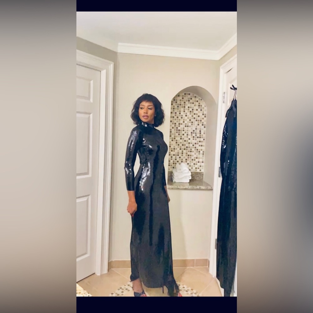 Classic Hollywood Starlet X New York City Chic - Gem